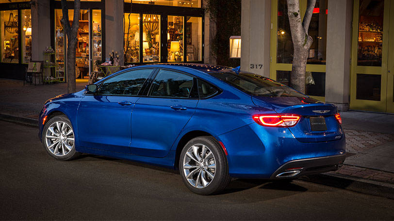 Redesigned Chrysler 200 climbing in sales