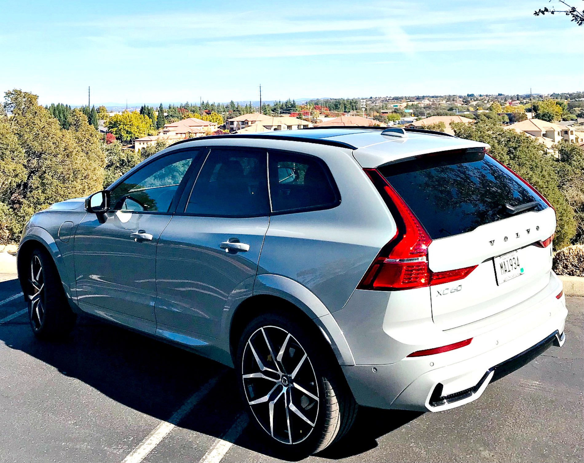An intriguing plug-in hybrid – Volvo XC60